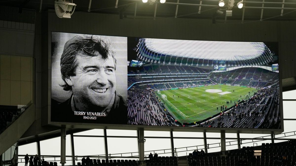 Former England, Tottenham, and Barcelona Coach Terry Venables Passes ...