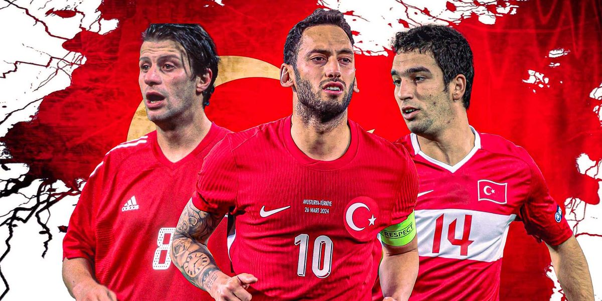 The Top 11 Turkish Footballers of All Time (Ranked)