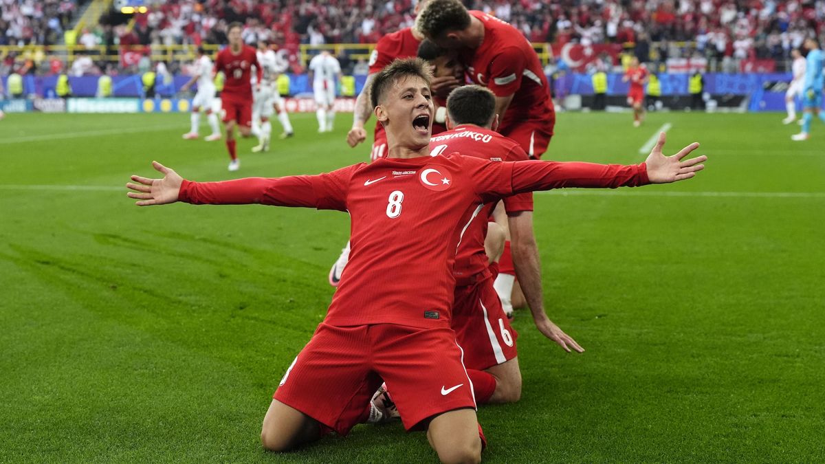 Top 10 Youngest Goalscorers in Euro Championship History: Record ...