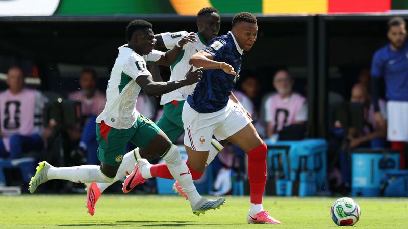 France vs Senegal: Mbappe Makes History in 3-1 World Cup Group I Win ...