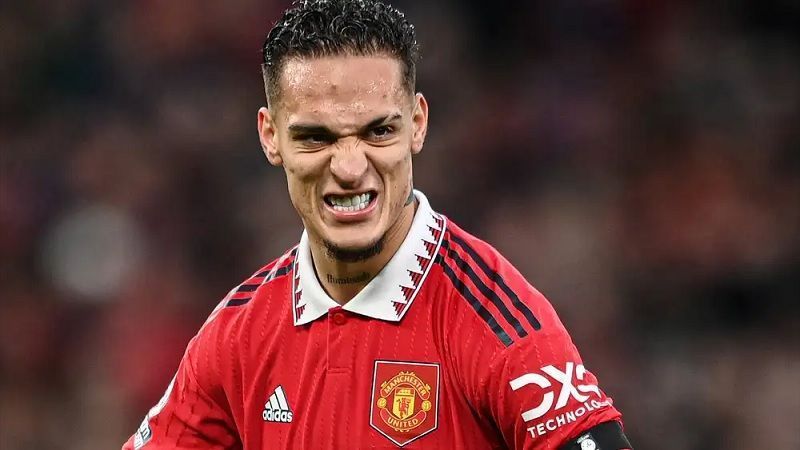 Anthony has to start playing like an £85 million superstar for Man United