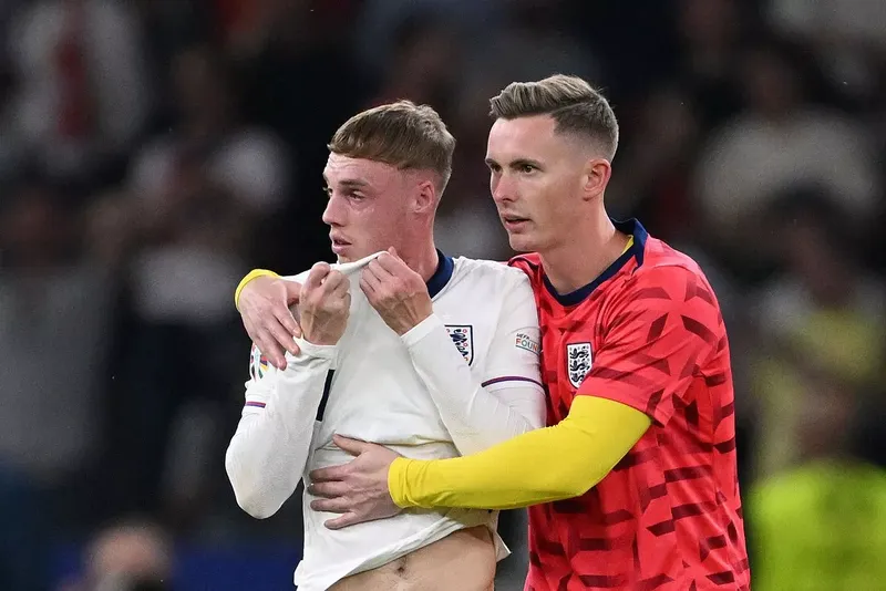 Cole Palmer Breaks Down in Tears as Euro 2024 Final Goal Falls Short ...